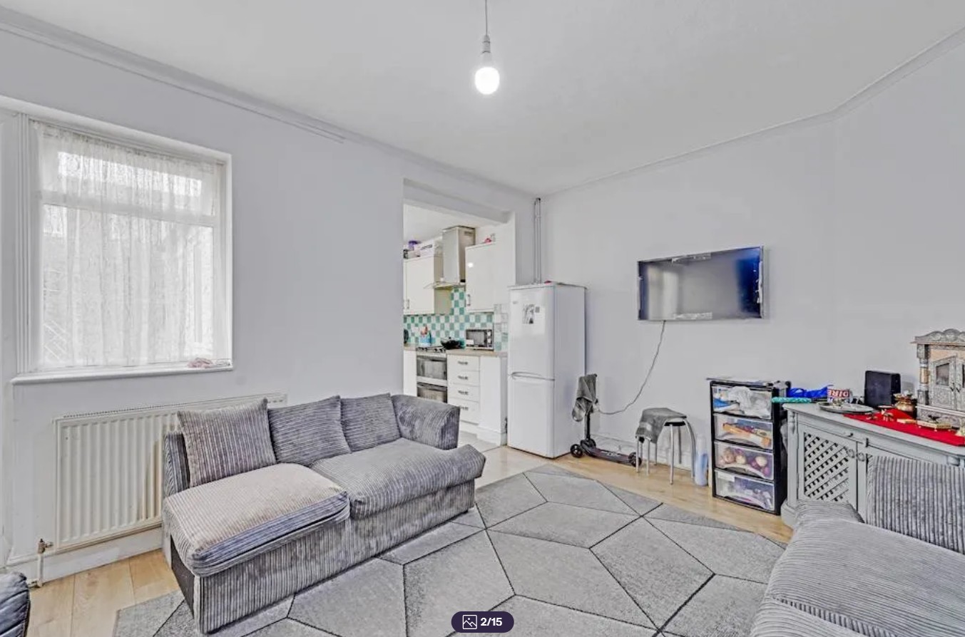 London - 4 Bed Terraced House, Gresham Road, E16 - To Rent Now for £ ...