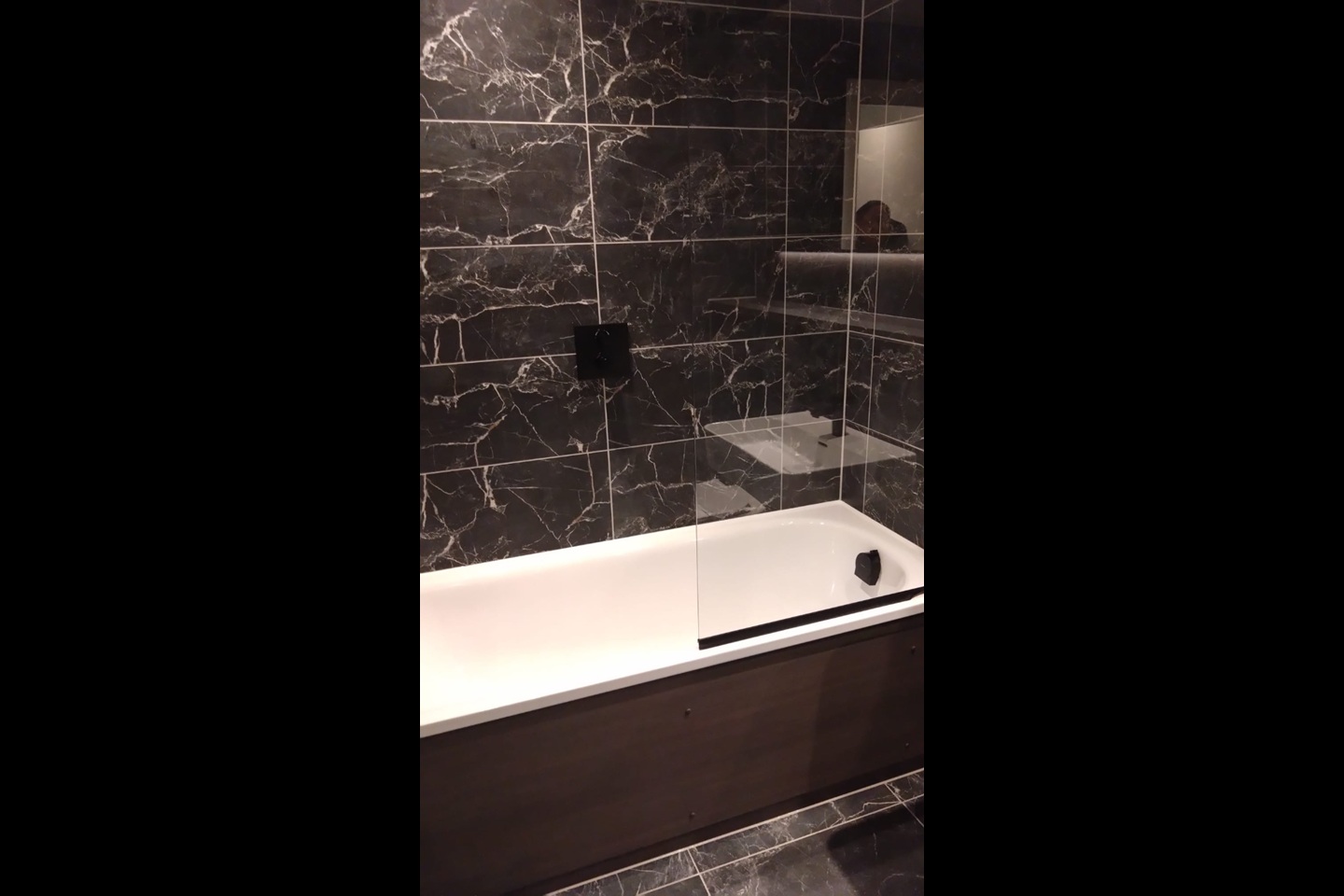 Manchester - 1 Bed Flat, Trinity Way, M3 - To Rent Now for £1,280.00 p/m