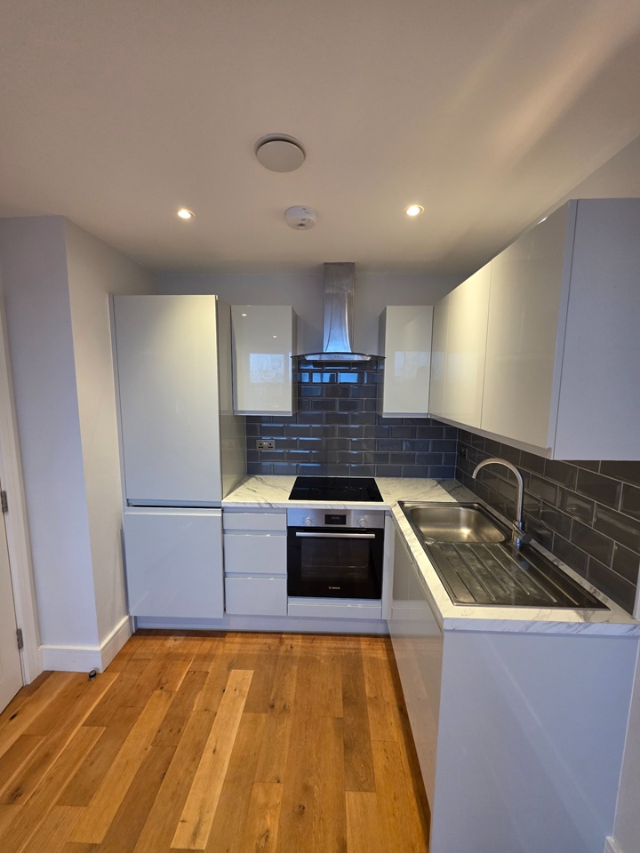 Eastleigh - 1 Bed Flat, Mitchell House, SO50 - To Rent Now for £1,000. ...