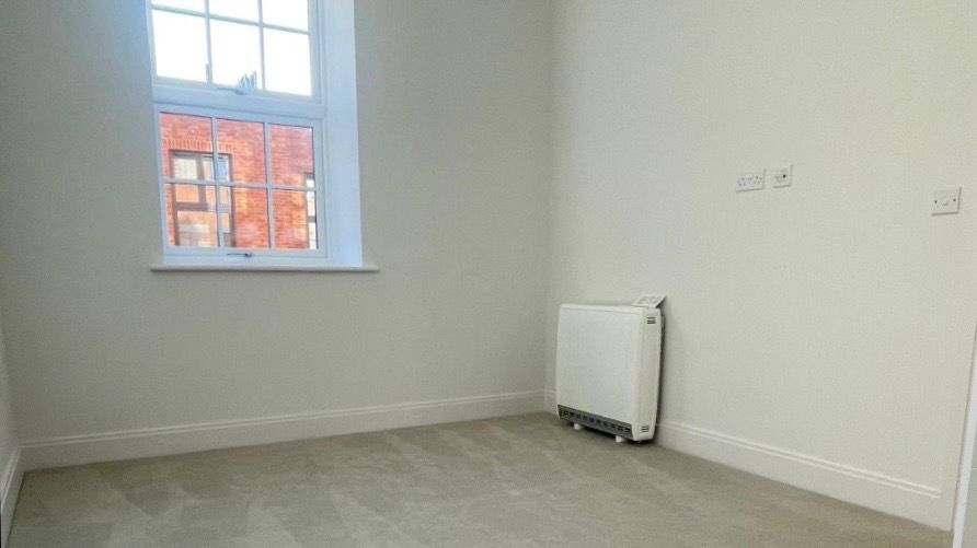 Slough - 2 Bed Flat, The Factory, SL1 - To Rent Now for £1,850.00 p/m