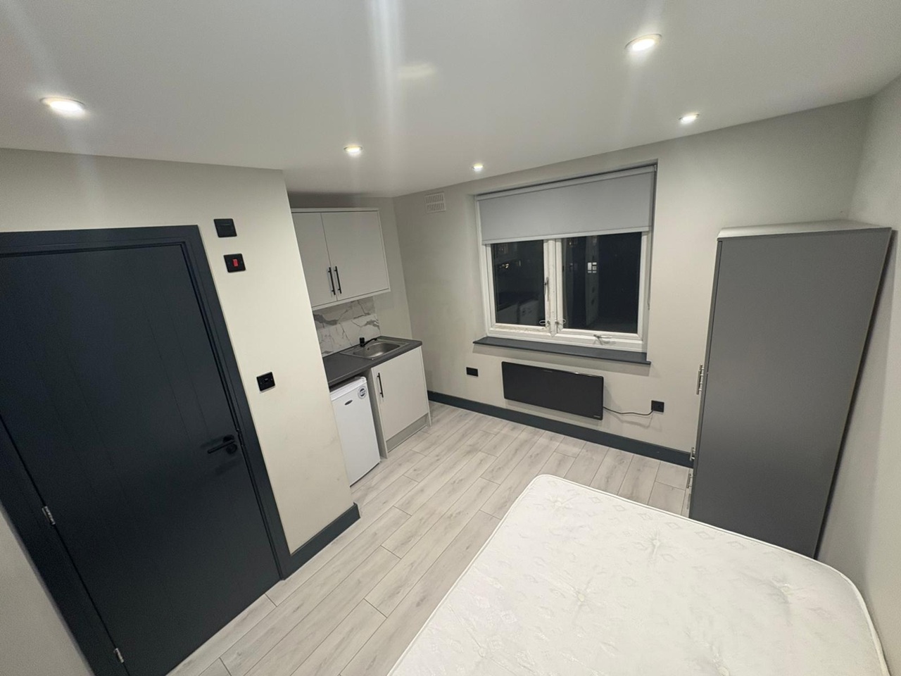 Lower Clapton Hackney - Studio Flat, Blackwell Close, E5 - To Rent Now ...