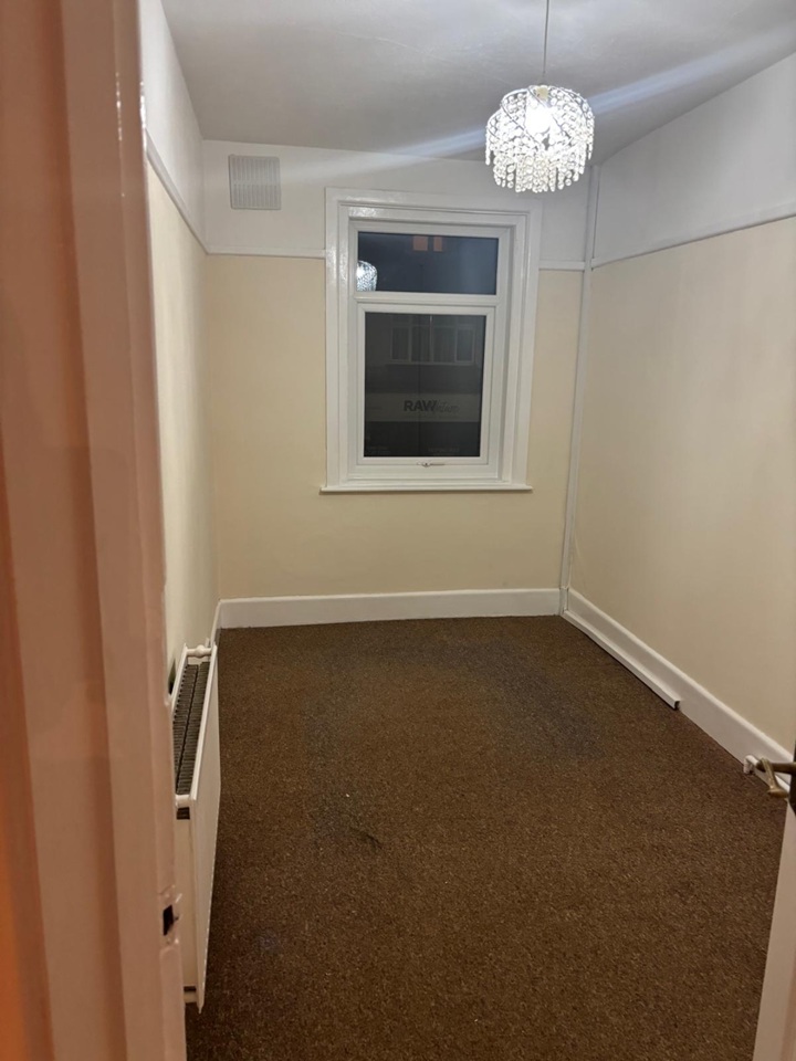 Bournemouth - 2 Bed Flat, Tuckton Road, BH6 - To Rent Now for £1,250.00 p/m