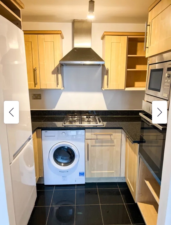 Barnet - 2 Bed Flat, Approach Road, EN4 - To Rent Now for £1,900.00 p/m