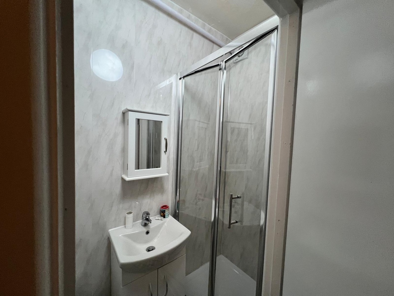 London - Studio Flat, Besant House, NW8 - To Rent Now for £1,000.00 p/m