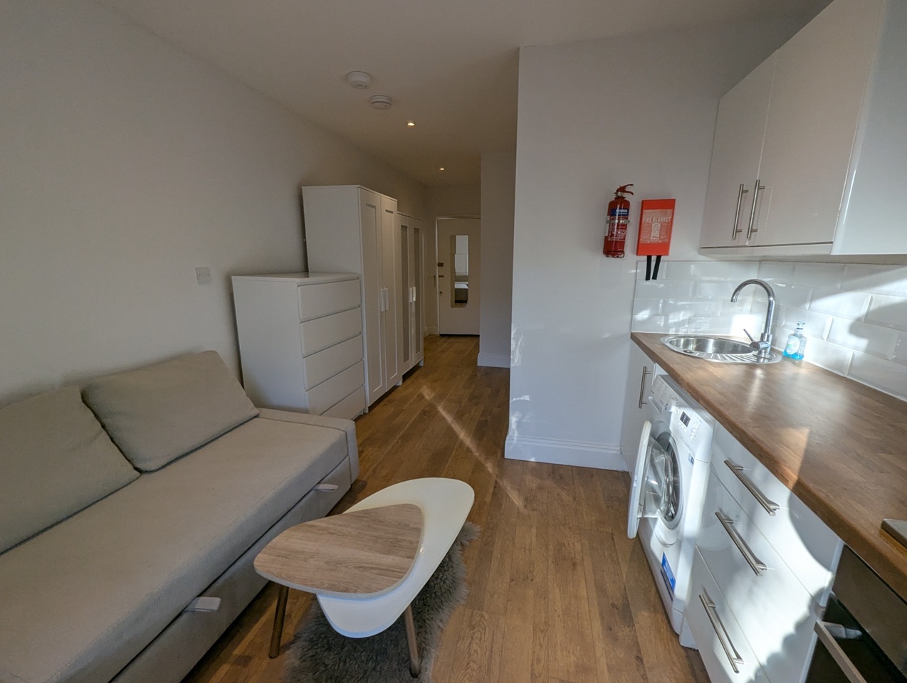 London - Studio Flat, Crouch End, N8 - To Rent Now for £1,100.00 p/m