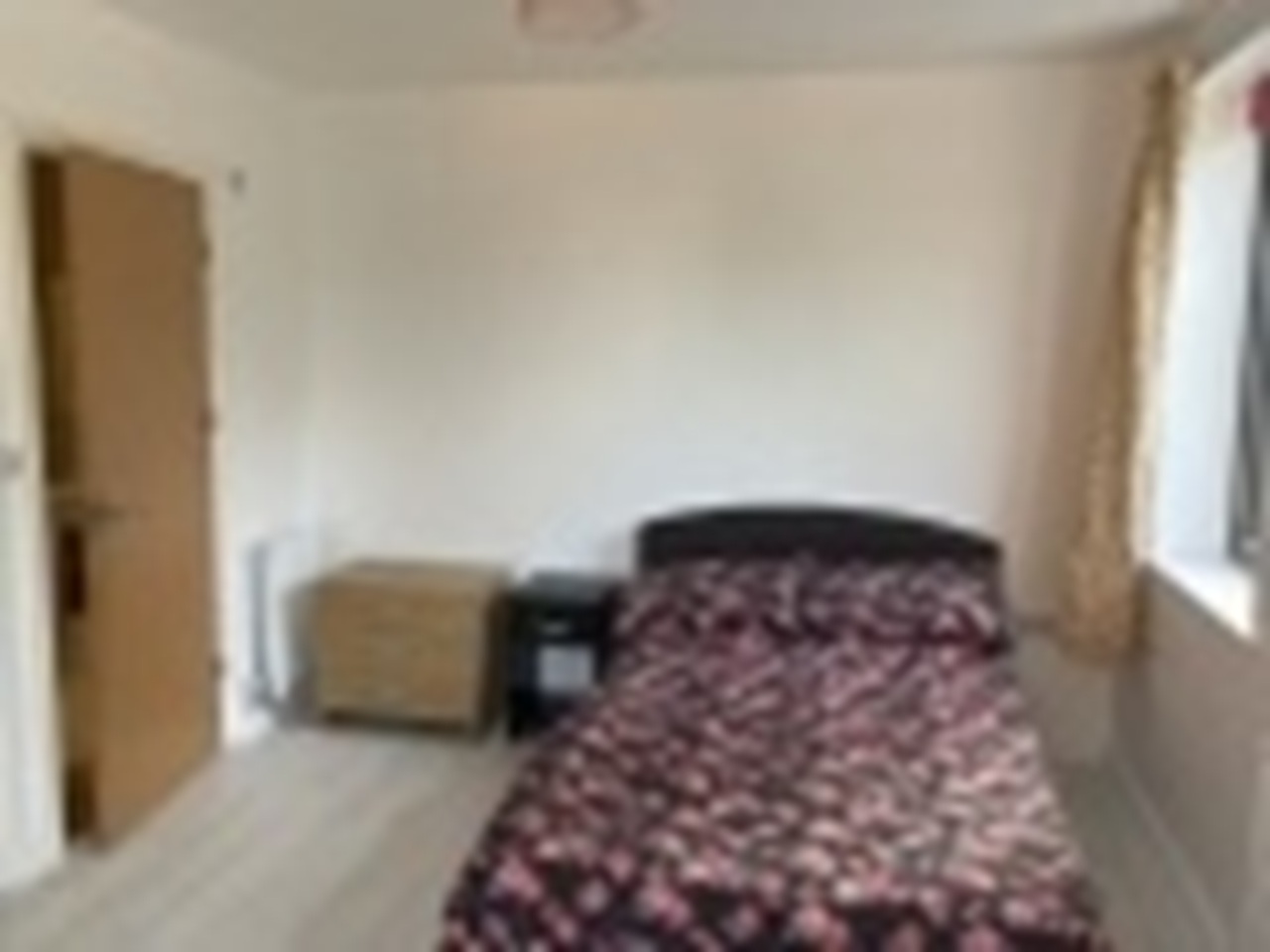 London - Room in a Shared House, Lingard Avenue, NW9 - To Rent Now for ...