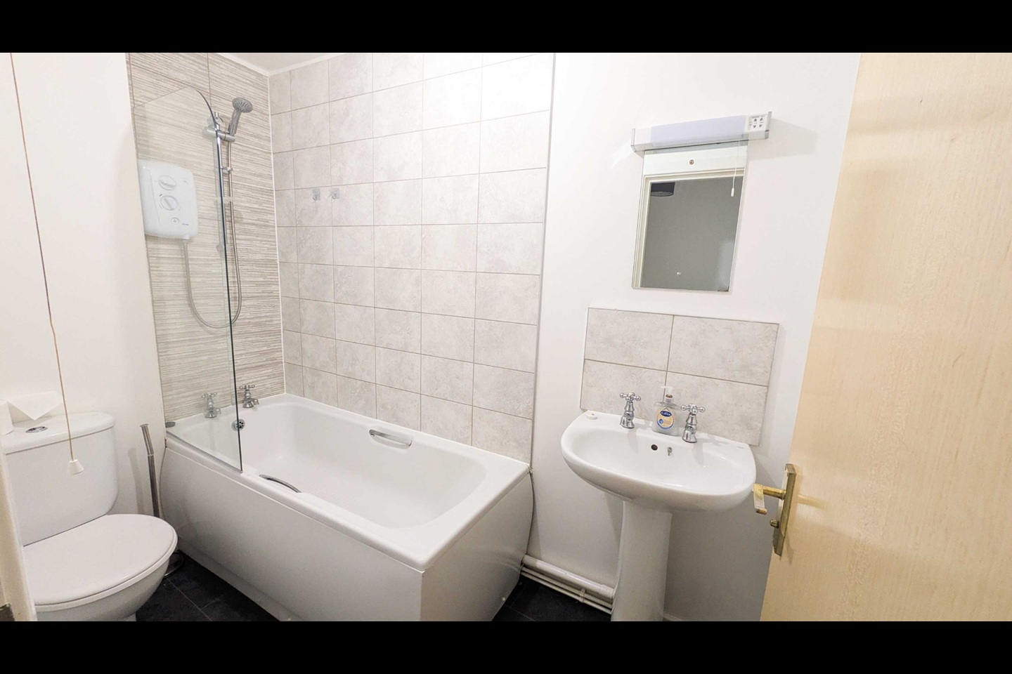 Liverpool - 2 Bed Flat, Hope Chambers, L2 - To Rent Now for £665.00 p/m