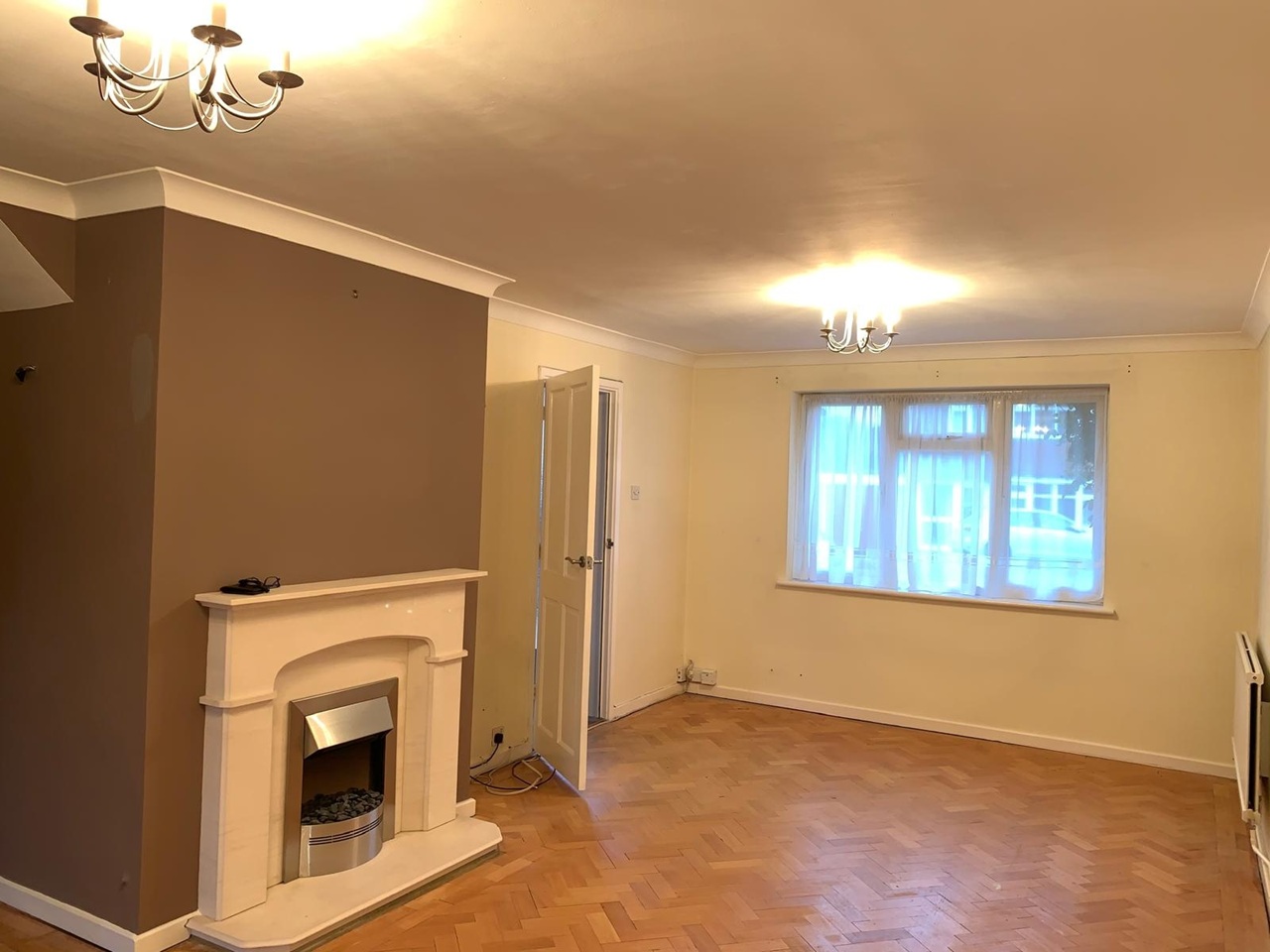 Chelmsford - 3 Bed Semi-Detached House, Ravensbourne Drive, CM1 - To ...