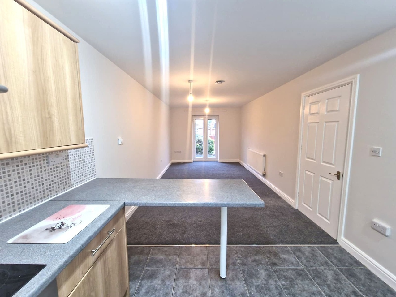Two Gates, Tamworth - 2 Bed Flat, Watling Street, B77 - To Rent Now for ...