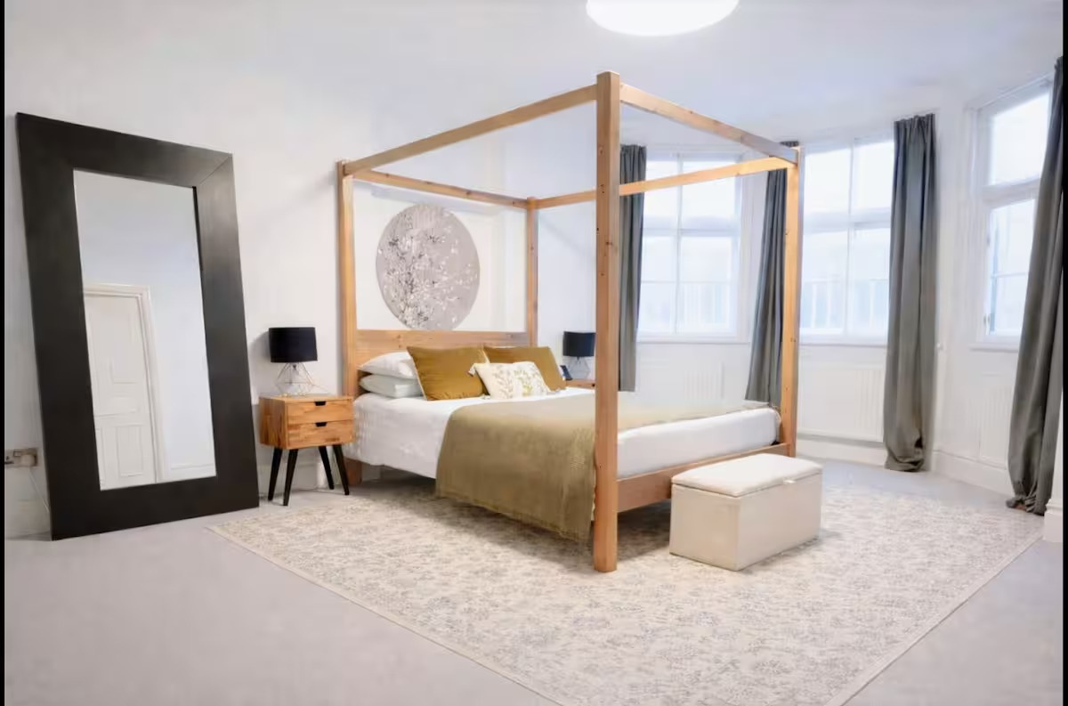 London - 3 Bed Flat, Lg, SW5 - To Rent Now for £6,000.00 p/m
