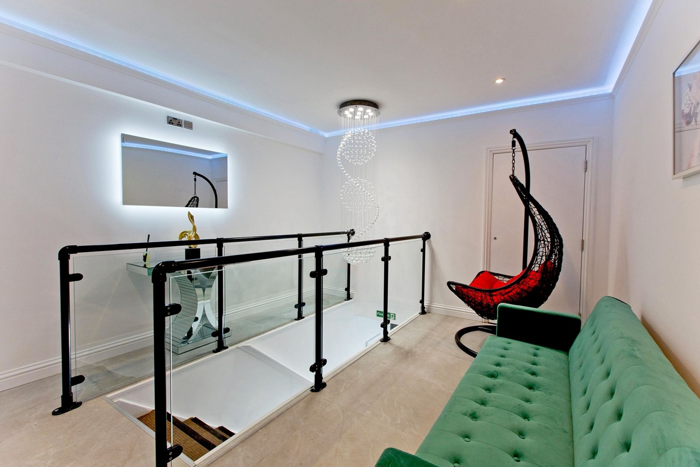 Welling - 2 Bed Flat, Park View Road, DA16 - To Rent Now for £1,995.00 p/m