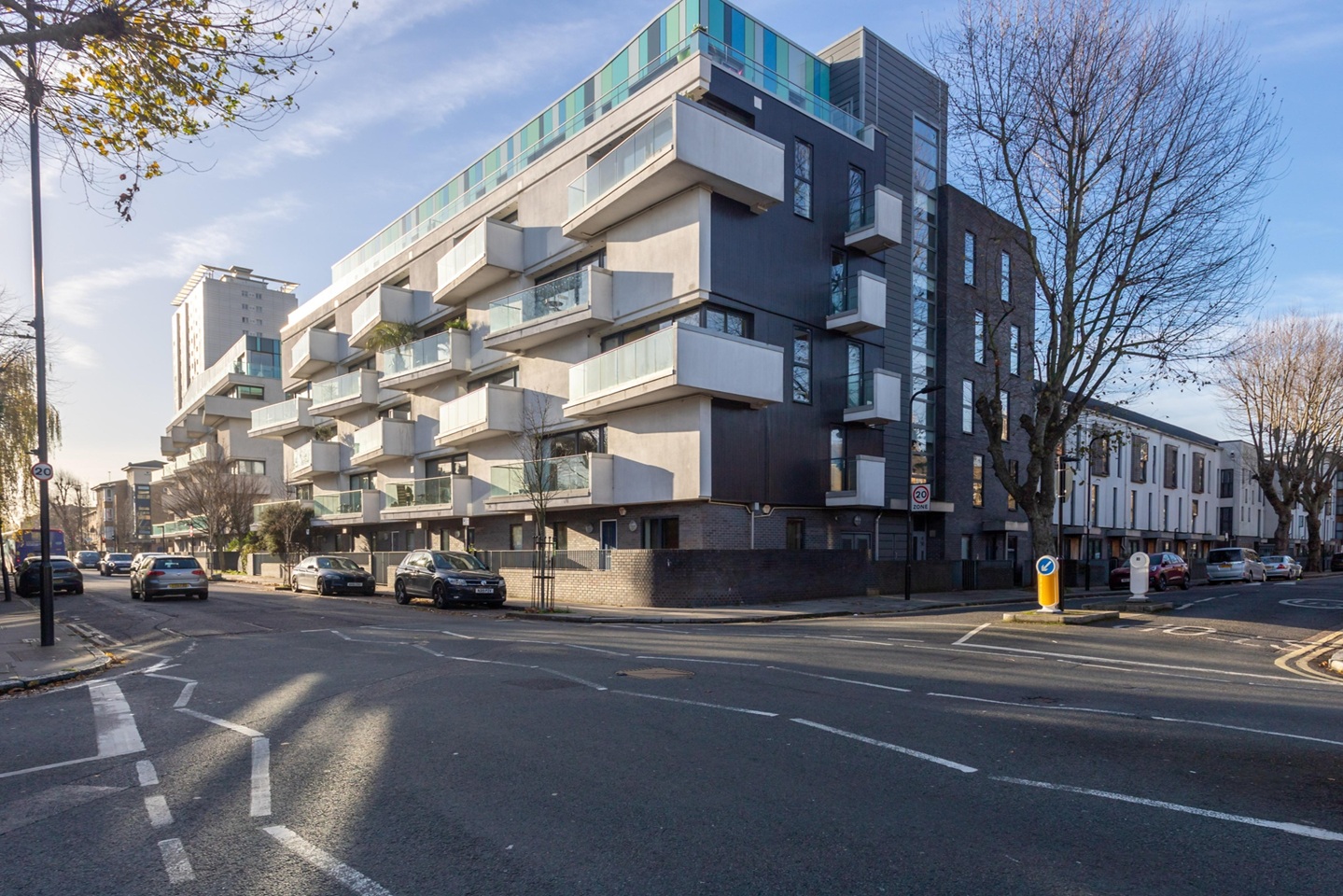 Hackney - 1 Bed Flat, Queensbridge Road, E8 - To Rent Now for £2,200.00 p/m