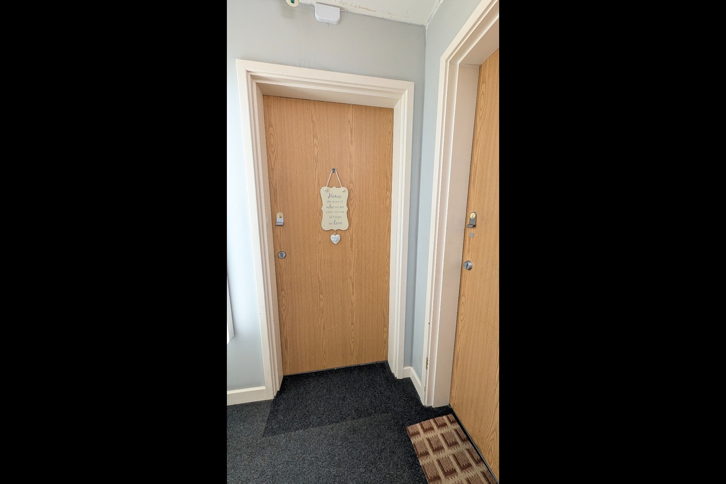 Barking - 2 Bed Flat, Lemonade Building, IG11 - To Rent Now for £1,700. ...