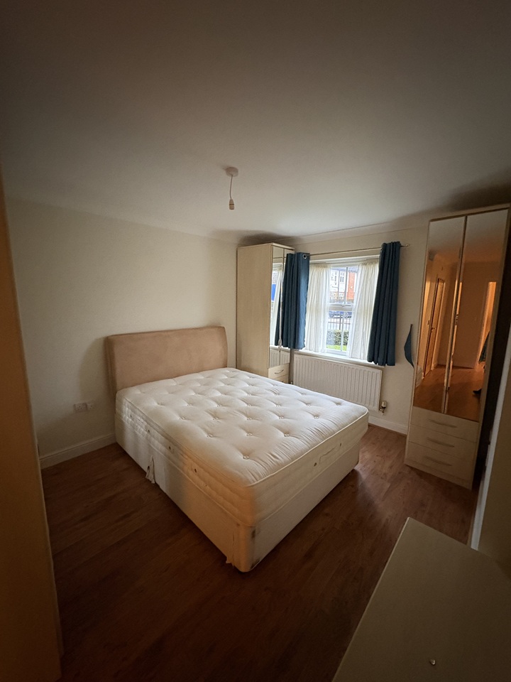 Harrow - 2 Bed Flat, Manor Road, HA1 - To Rent Now for £1,850.00 p/m