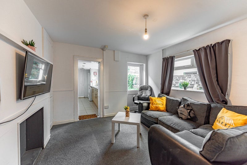 Southsea - Room in a Shared House, Albert Grove, PO5 - To Rent Now for ...