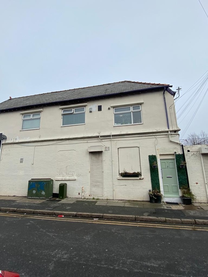 Liverpool - 2 Bed Flat, Grace Road, L9 - To Rent Now for £750.00 p/m