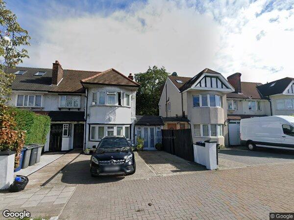 London - Room in a Shared House, Hendon Way, NW2 - To Rent Now for £850 ...