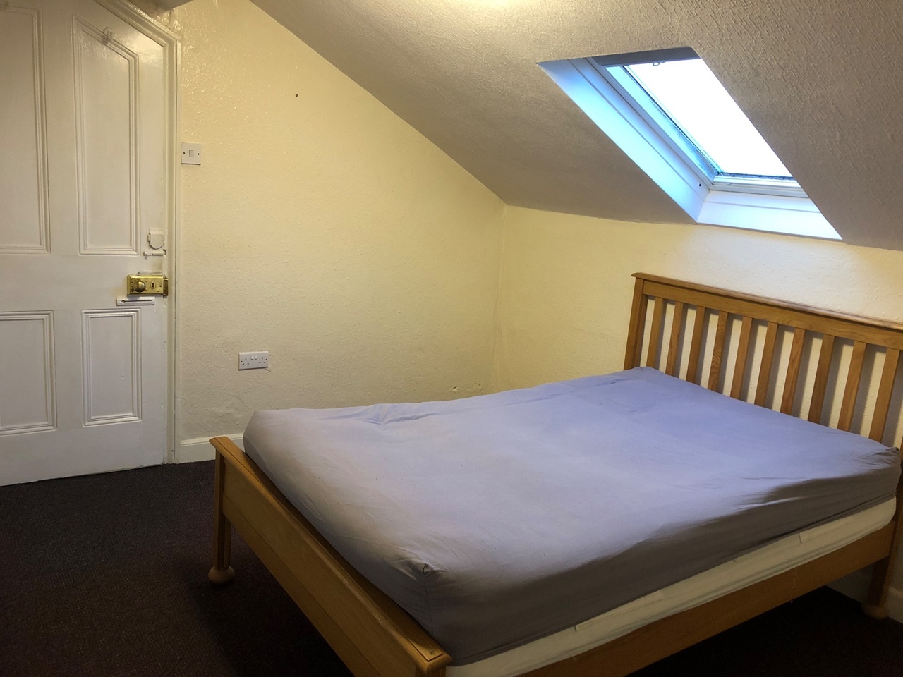 Liverpool - 1 Bed Flat, Huskisson Street, L8 - To Rent Now for £540.00 p/m
