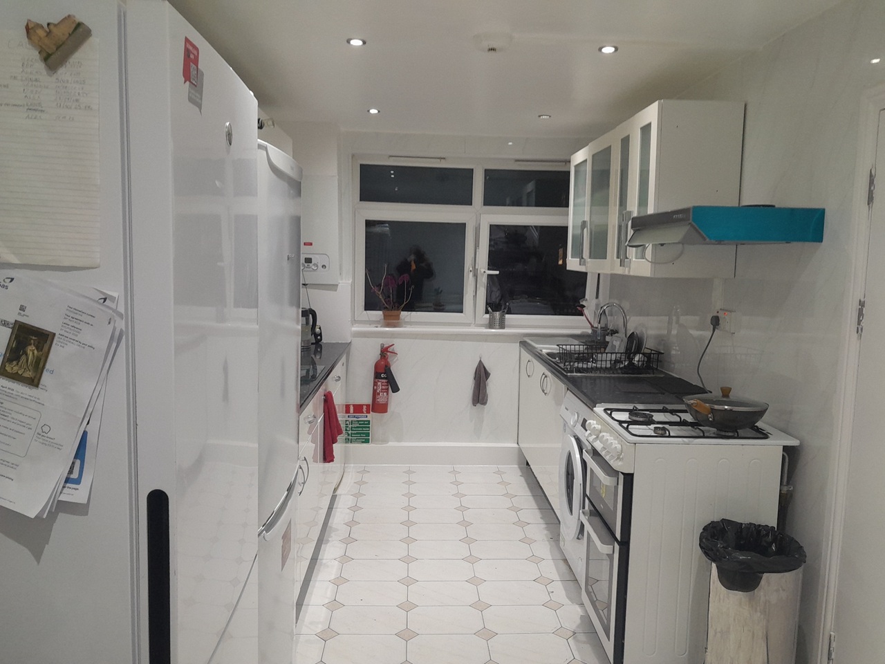 London - Room in a Shared Flat, Glengall Grove, E14 - To Rent Now for £ ...