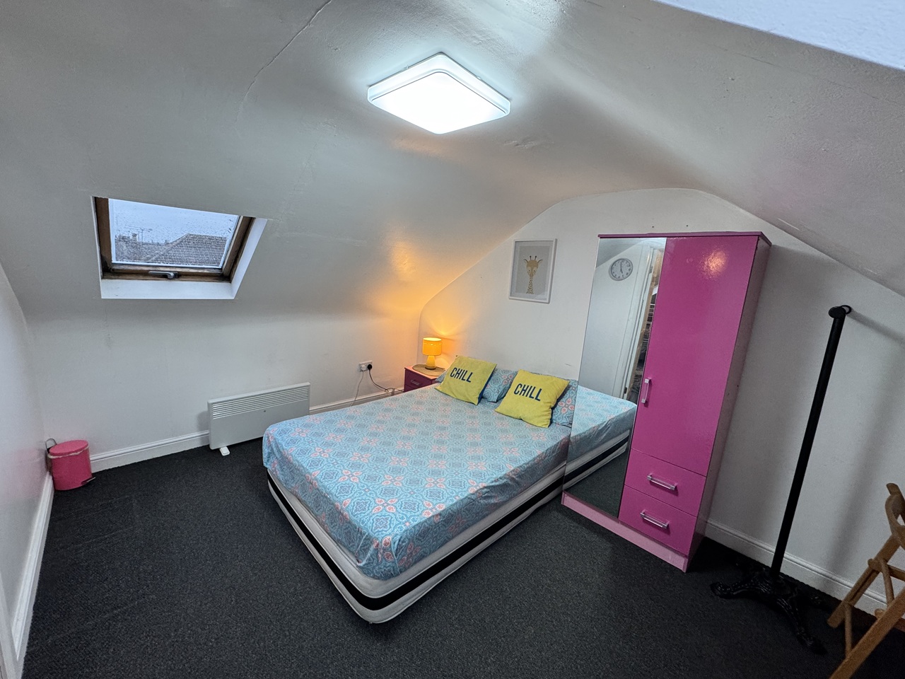 Ilford - Studio Flat, Ilford, IG3 - To Rent Now for £850.00 p/m