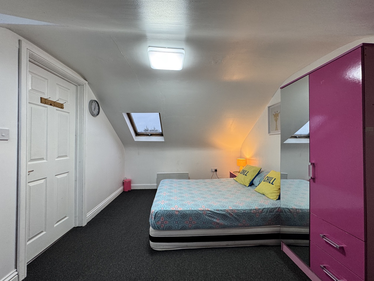 Ilford - Studio Flat, Ilford, IG3 - To Rent Now for £850.00 p/m