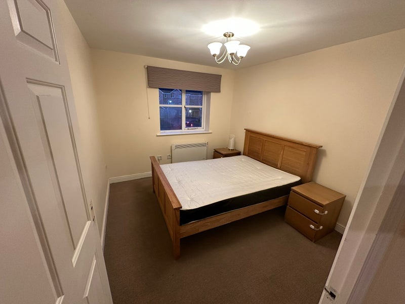 London - 2 Bed Flat, Windmill Drive, NW2 - To Rent Now for £1,950.00 p/m