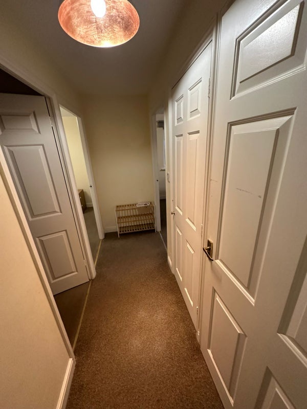 London - 2 Bed Flat, Windmill Drive, NW2 - To Rent Now for £1,950.00 p/m