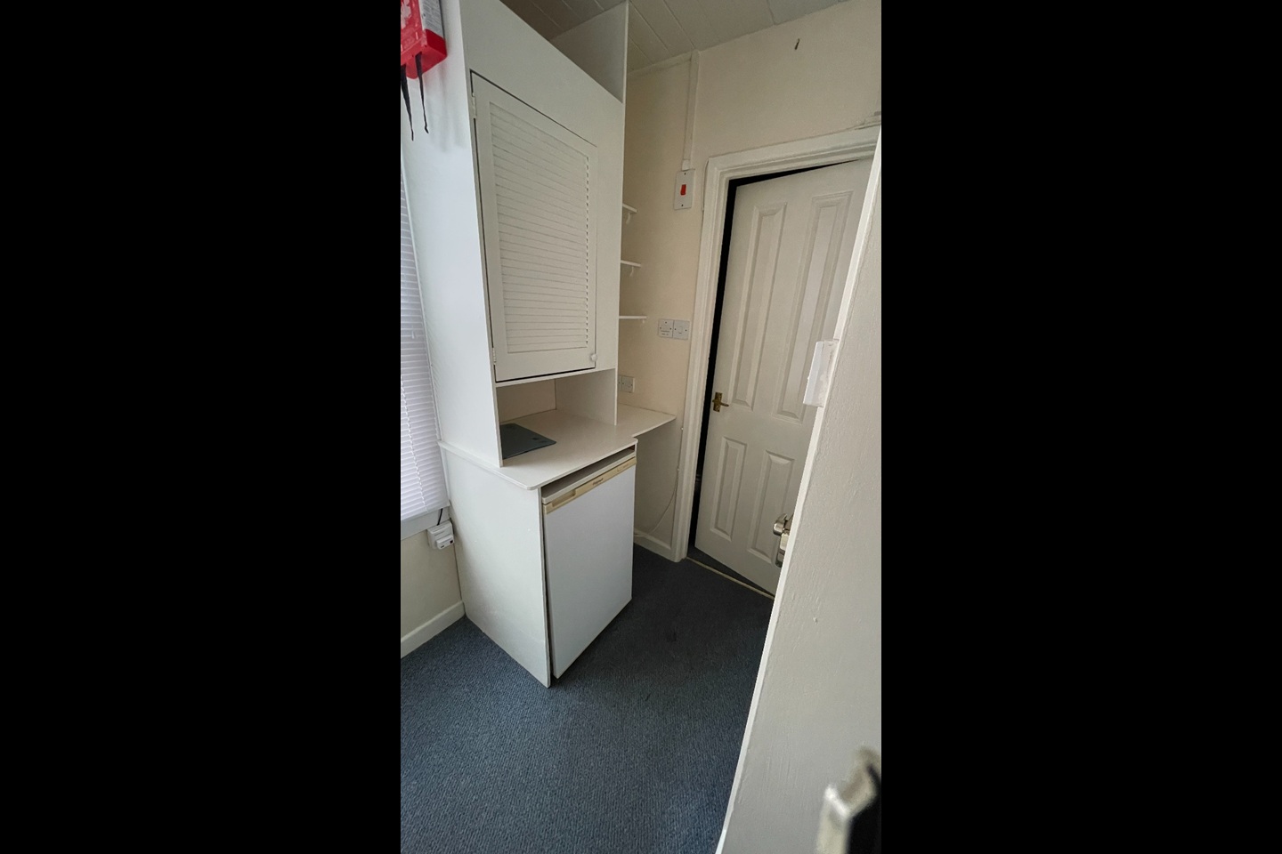 Plymouth - Studio Flat, Albert Road, PL2 - To Rent Now for £450.00 p/m