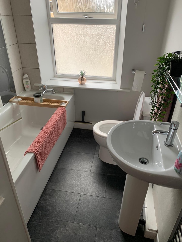 Huddersfield - 1 Bed Terraced House, New Hey Road, HD3 - To Rent Now ...