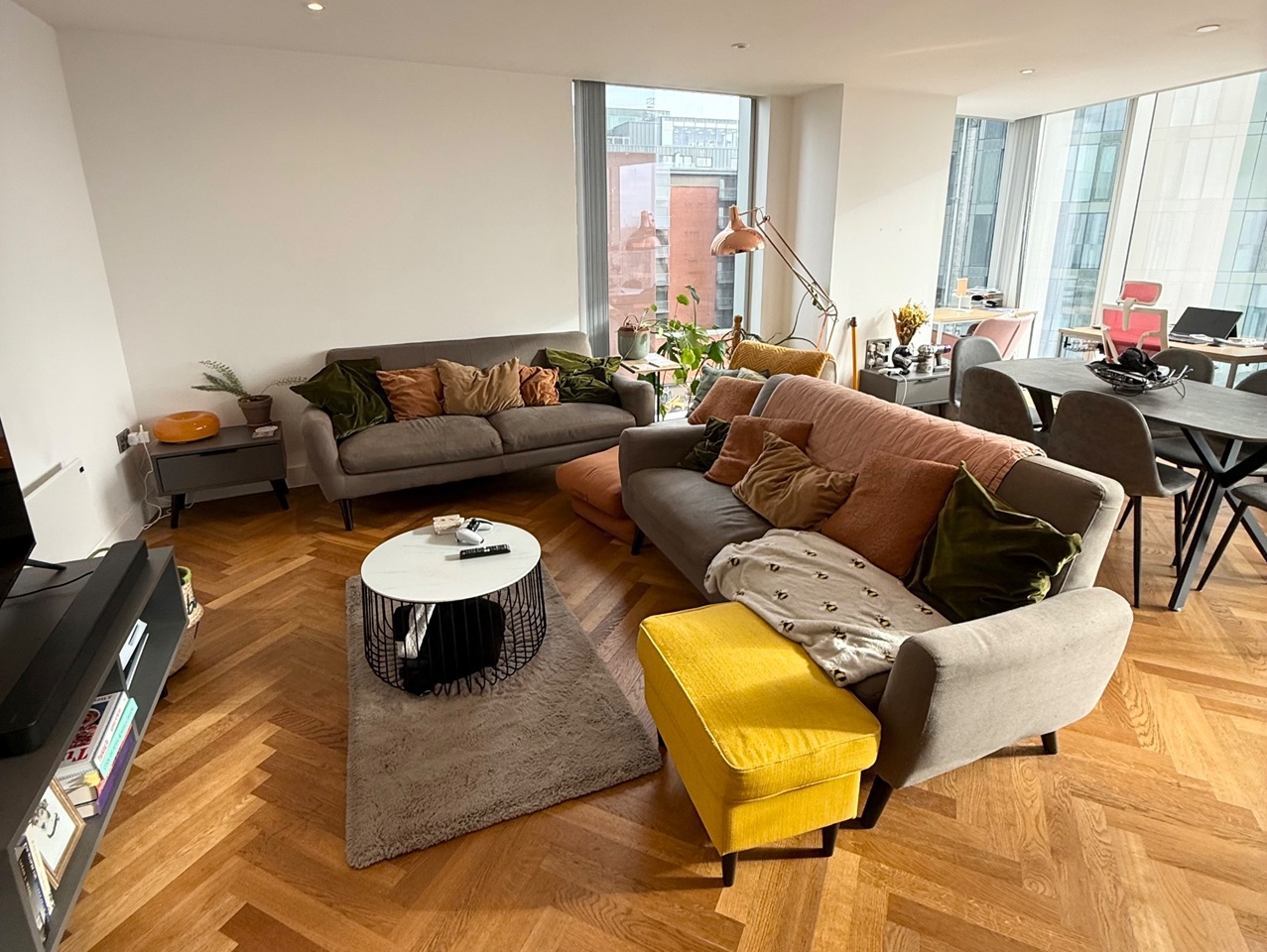 Manchester - 3 Bed Flat, South Tower Deansgate Square, M15 - To Rent ...