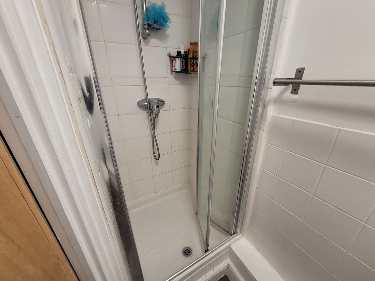 London - 2 Bed Flat, Heath Court, SE9 - To Rent Now for £1,625.00 p/m