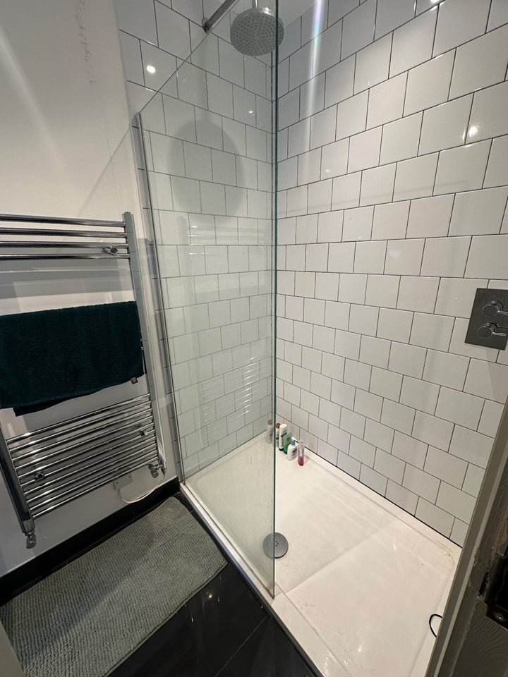 London - 1 Bed Flat, Gilbey Road, SW17 - To Rent Now for £1,650.00 p/m