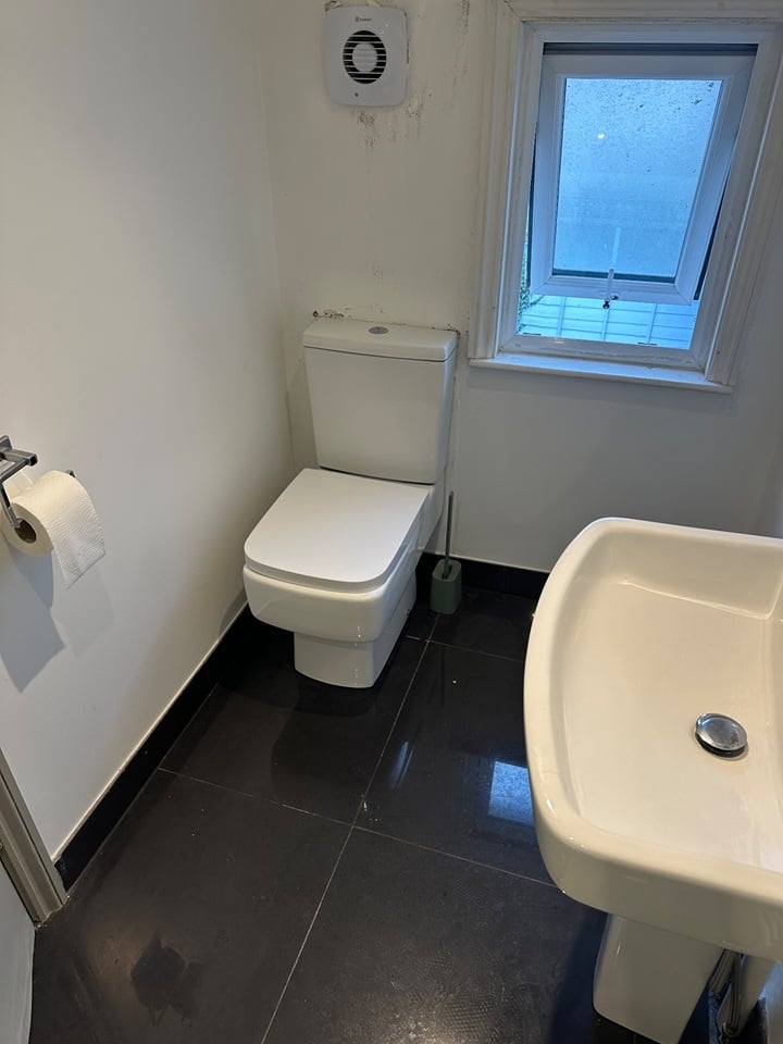 London - 1 Bed Flat, Gilbey Road, SW17 - To Rent Now for £1,650.00 p/m