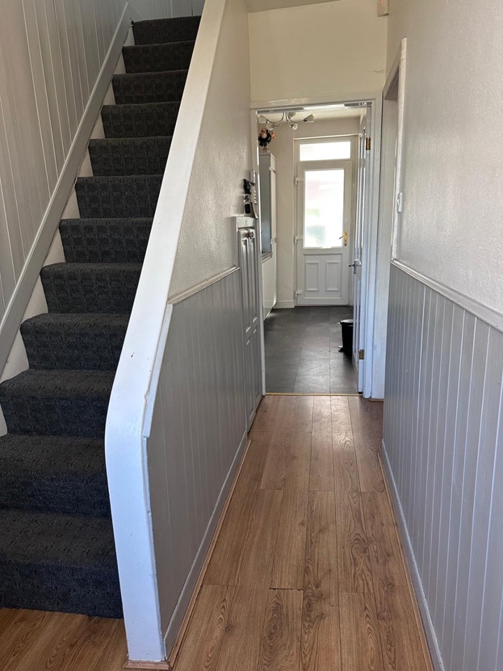 Huddersfield - 3 Bed Semi-Detached House, Cobcroft Road, HD1 - To Rent ...