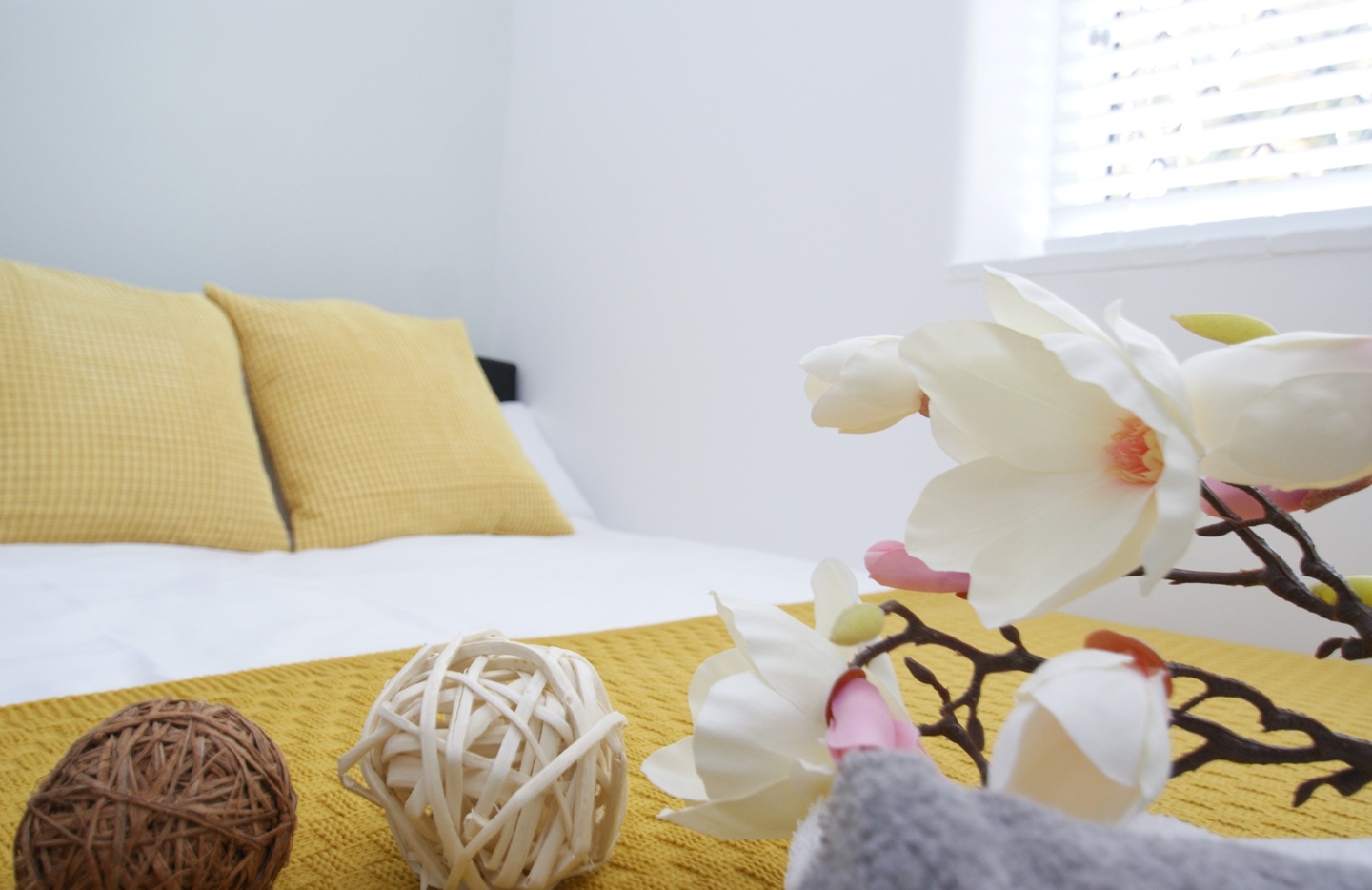 London - Room in a Shared House, Du Cane Road, W12 - To Rent Now for £ ...