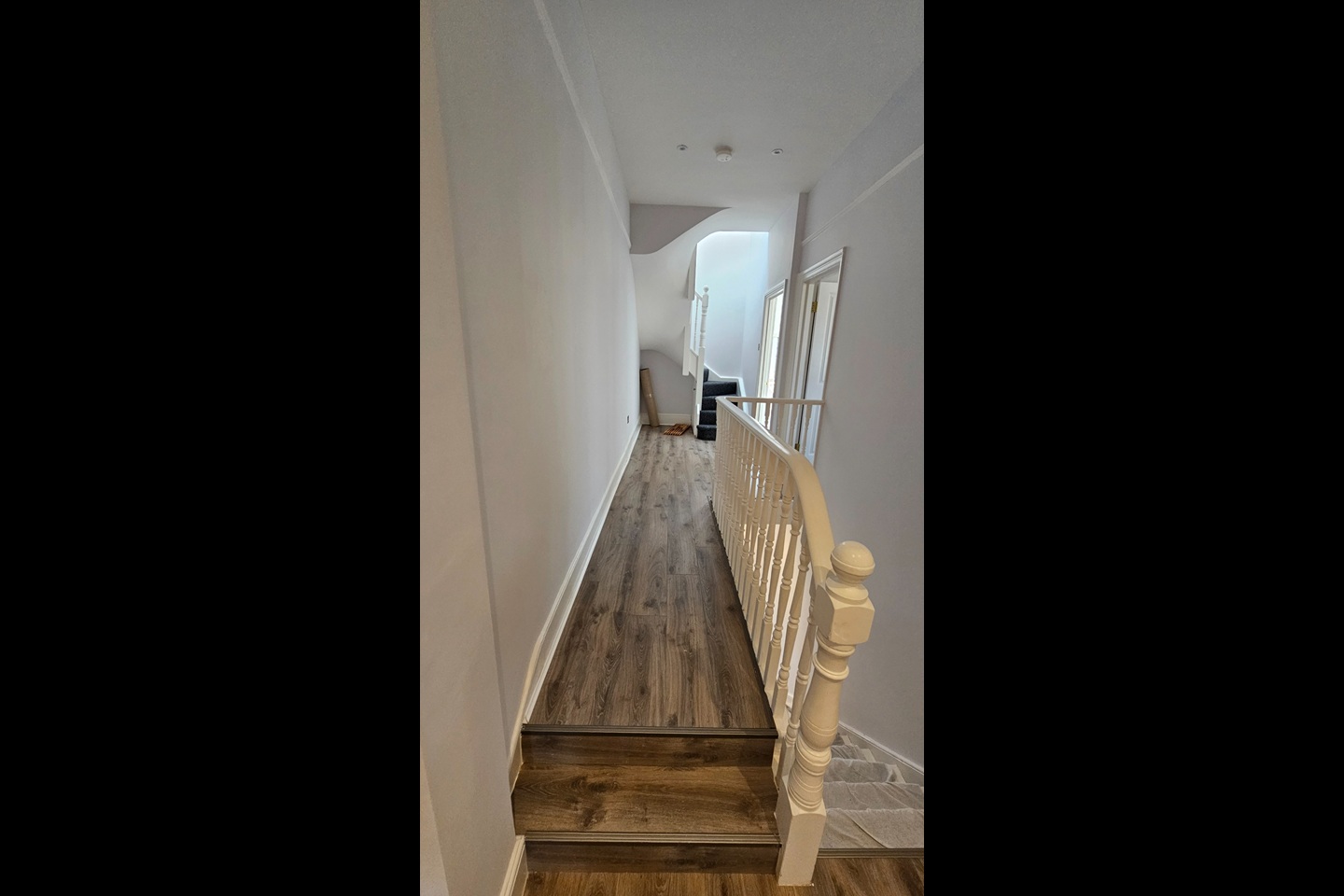 London - 3 Bed Flat, Upper Richmond Road West, SW14 - To Rent Now for £ ...