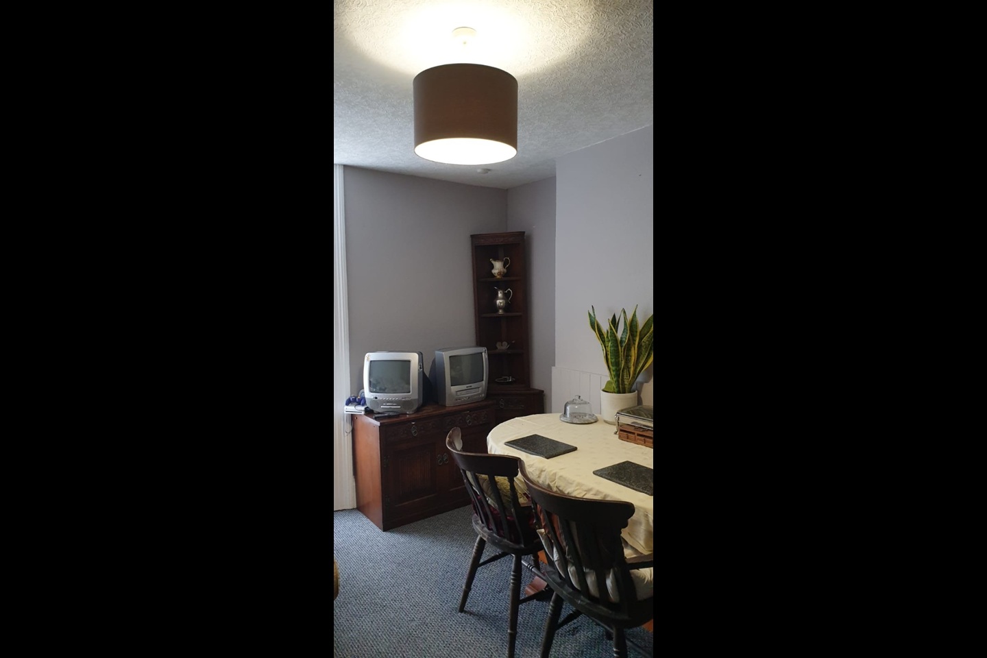 Plymouth - 1 Bed Flat, Hyde Park Road, PL3 - To Rent Now for £750.00 p/m