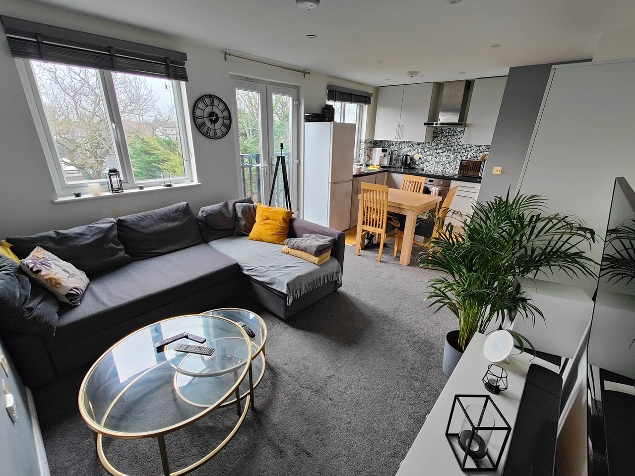 London - 1 Bed Flat, London, NW7 - To Rent Now for £1,450.00 p/m