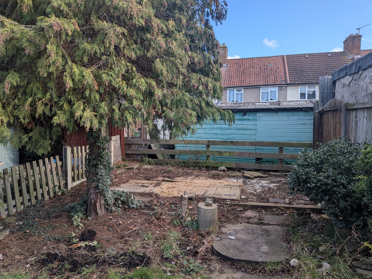 Dagenham - 3 Bed Terraced House, Hunters Square, RM10 - To Rent Now for ...
