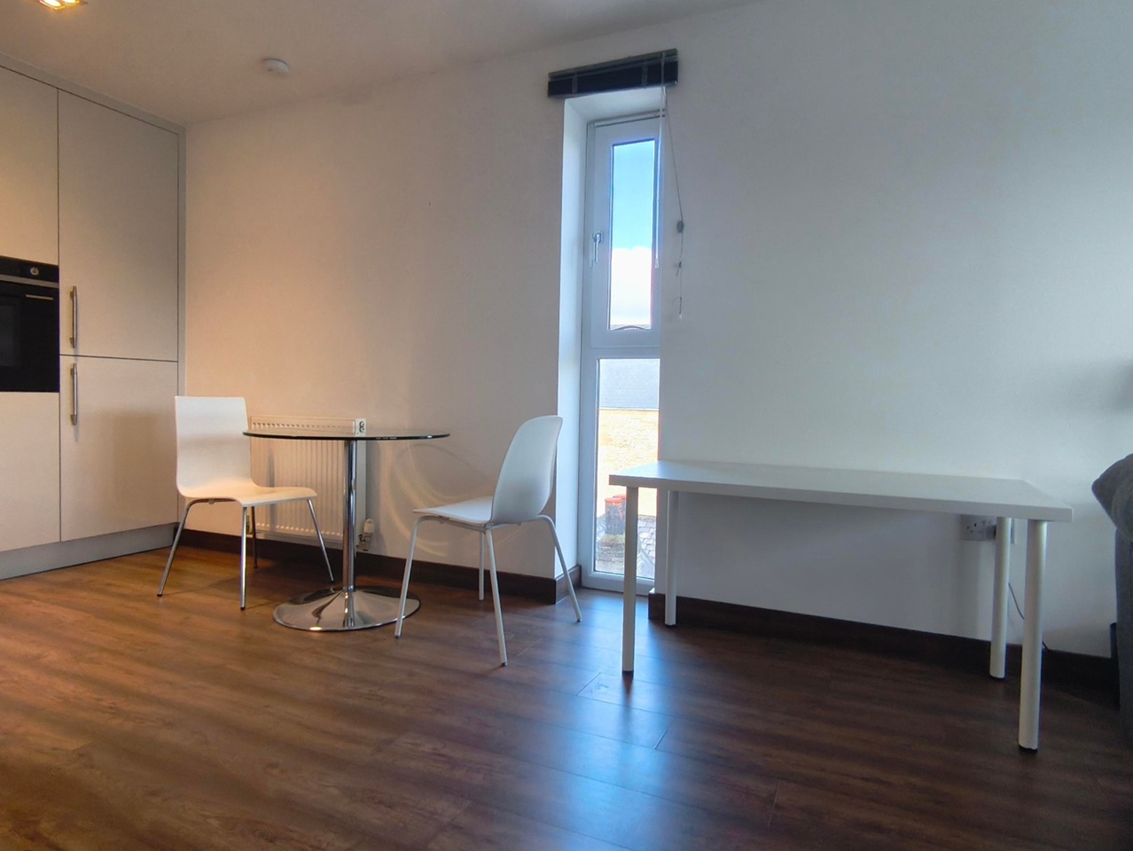 Denham, Uxbridge - 2 Bed Flat, Kings Mill Way, UB9 - To Rent Now for £ ...