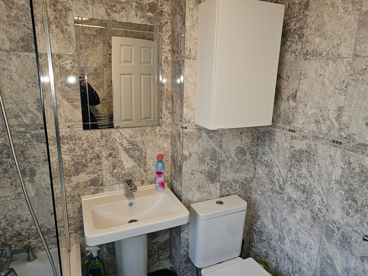 Greenford - 3 Bed Flat, Marnham Crescent, UB6 - To Rent Now for £2,250. ...