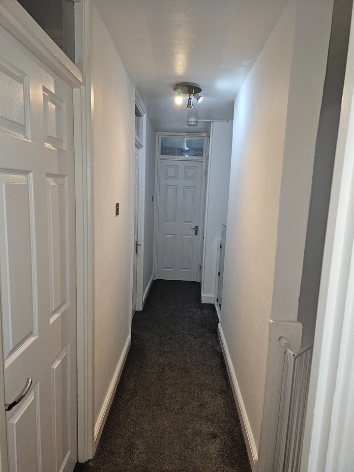 Greenford - 3 Bed Flat, Marnham Crescent, UB6 - To Rent Now for £2,250. ...