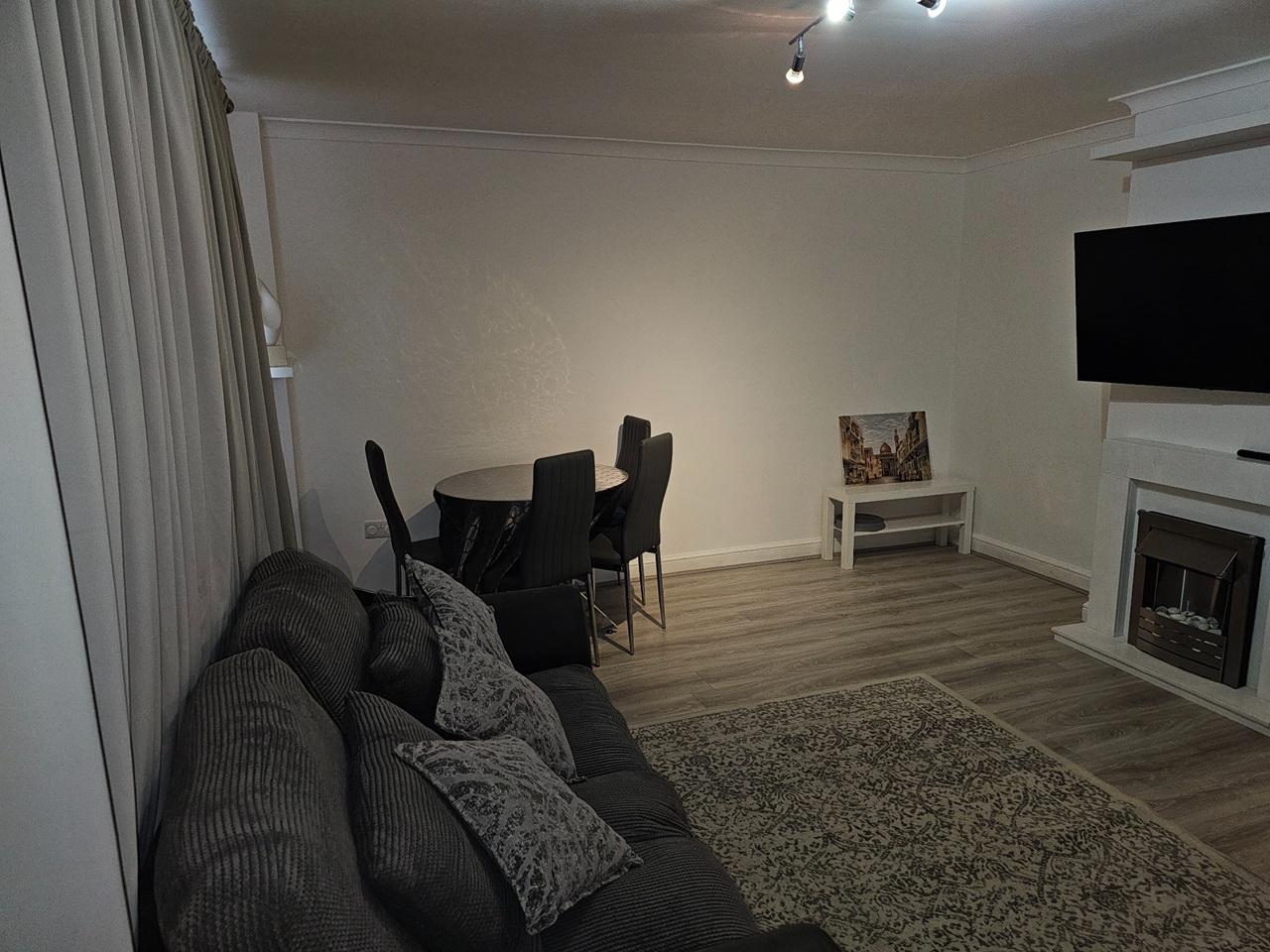 Greenford - 3 Bed Flat, Marnham Crescent, UB6 - To Rent Now for £2,250. ...