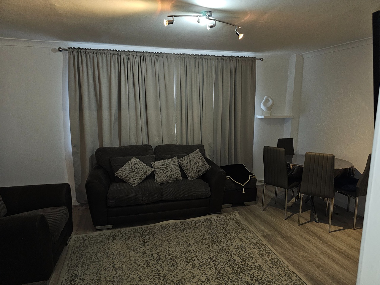 Greenford - 3 Bed Flat, Marnham Crescent, UB6 - To Rent Now for £2,250. ...
