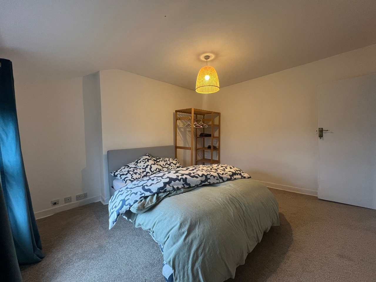 London - Room in a Shared House, Kingston Road, SW19 - To Rent Now for ...