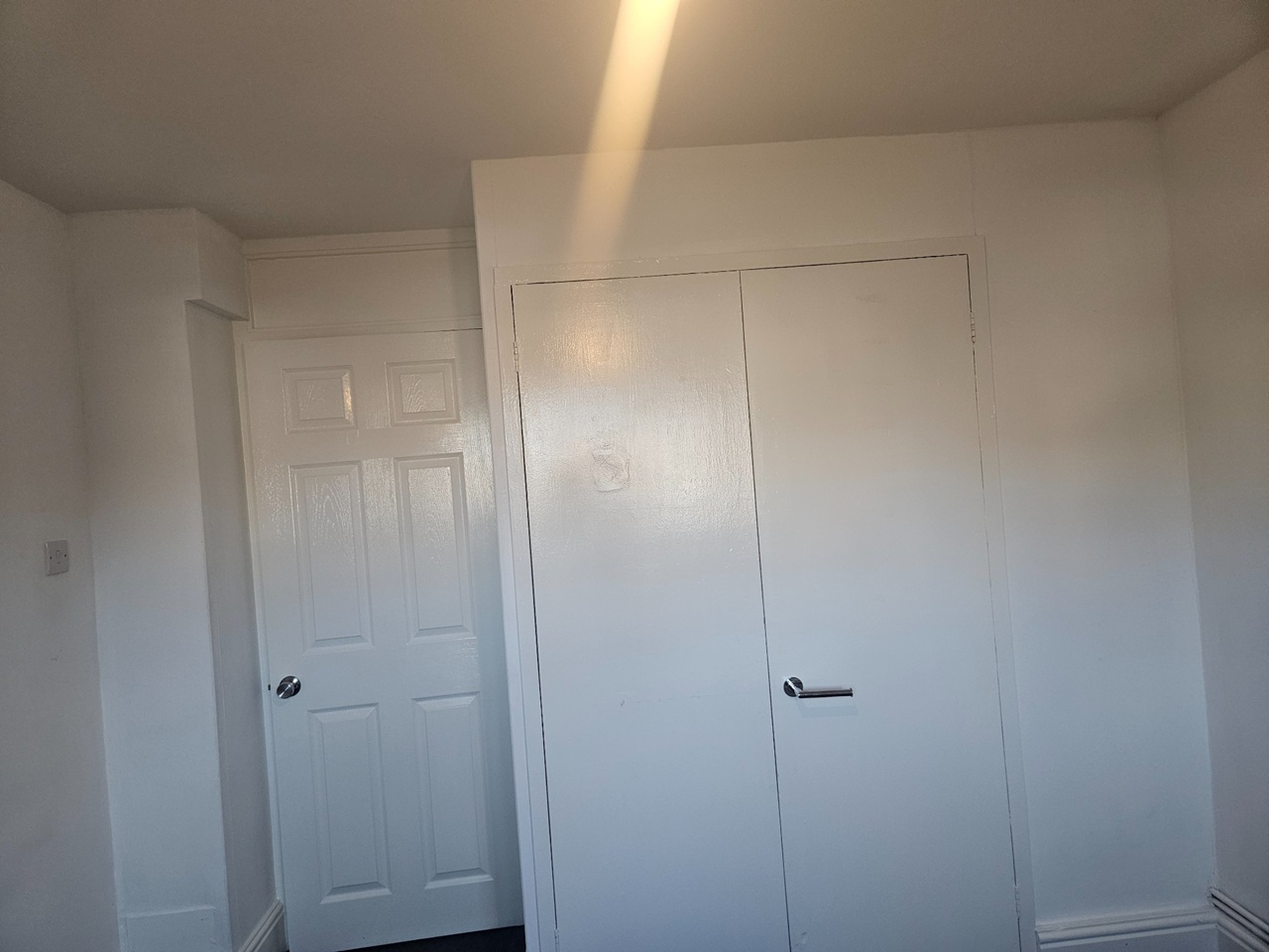 Westcliff-On-Sea - 2 Bed Flat, Purley Way Purley Way, SS0 - To Rent Now ...