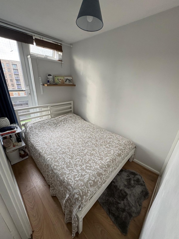 London - 1 Bed Flat, Clements Road, SE16 - To Rent Now for £1,520.00 p/m