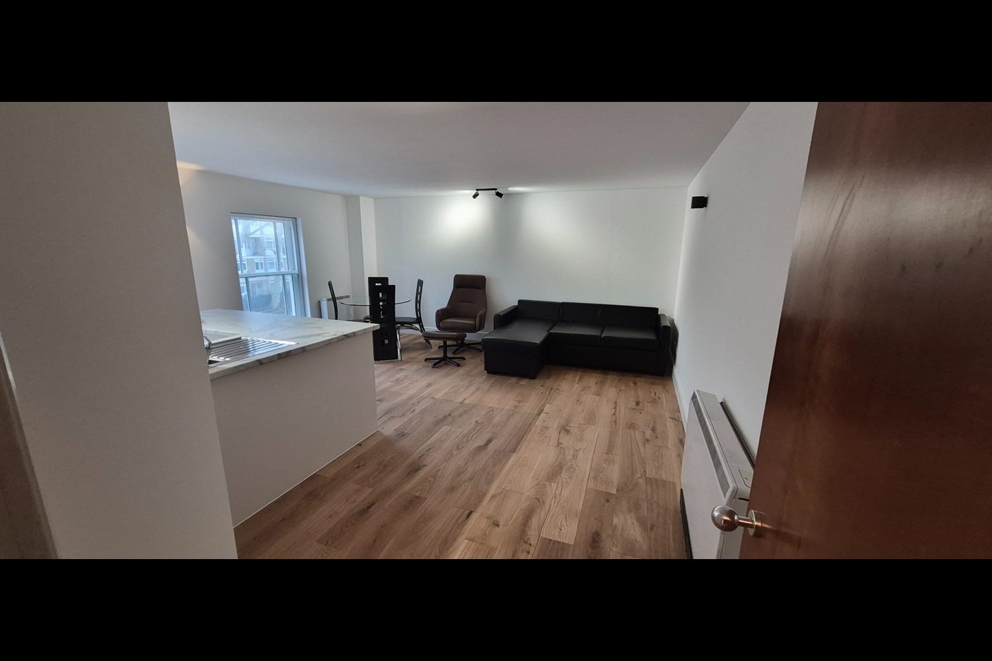 London - 2 Bed Flat, Hanover Place, E3 - To Rent Now for £1,900.00 p/m