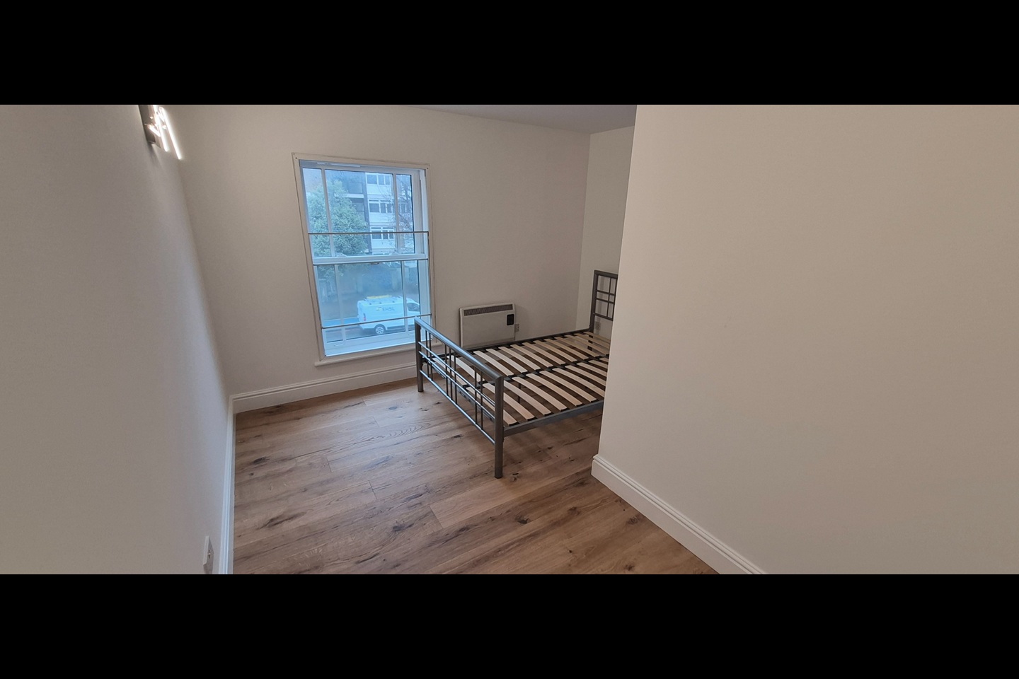 London - 2 Bed Flat, Hanover Place, E3 - To Rent Now for £1,900.00 p/m