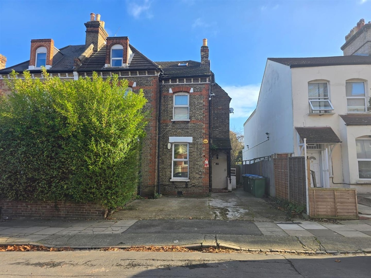 London - 2 Bed Terraced House, Wrottesley Road, SE18 - To Rent Now for ...